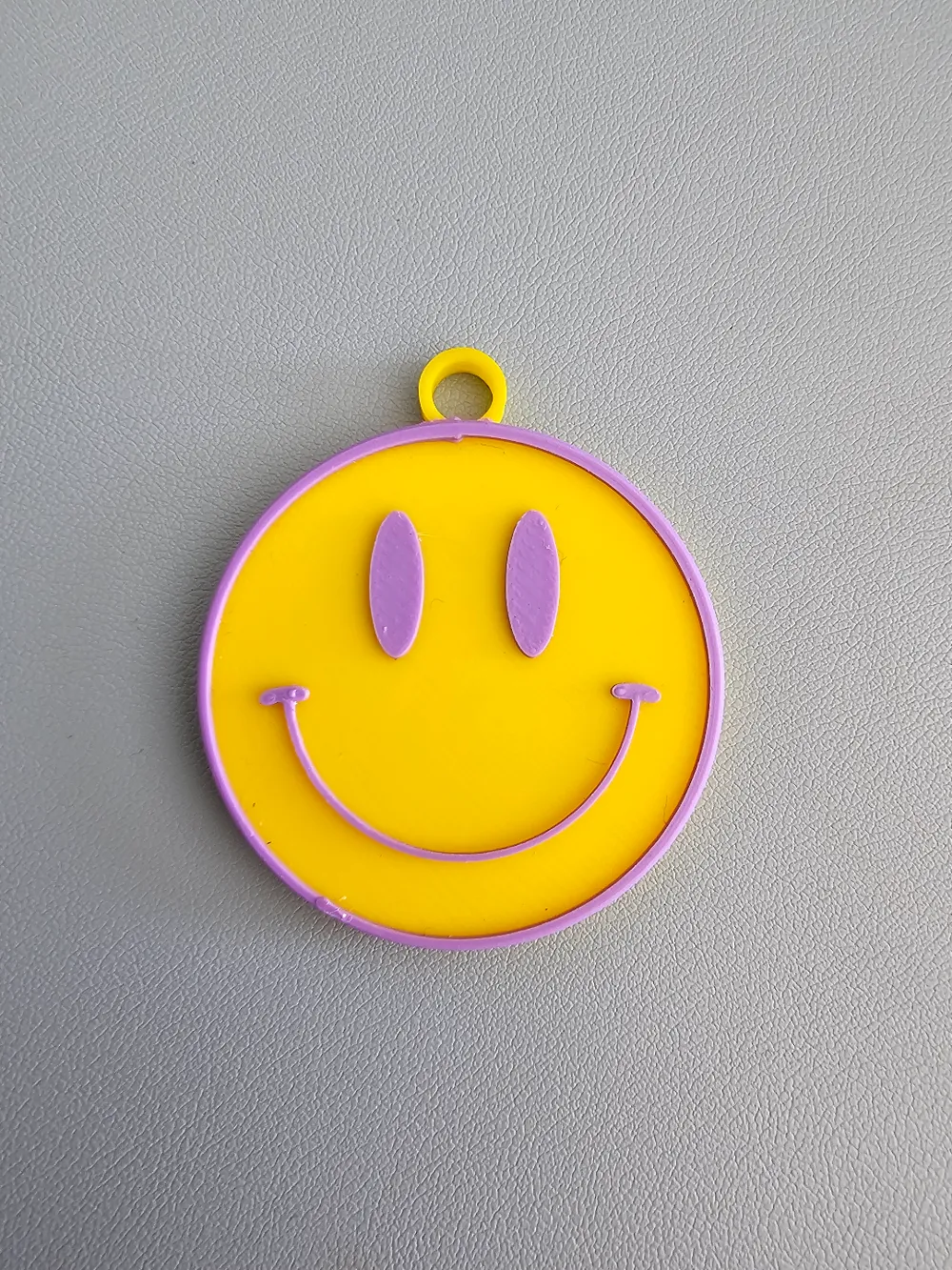 Smiley Keyring by vivalatank - MakerWorld
