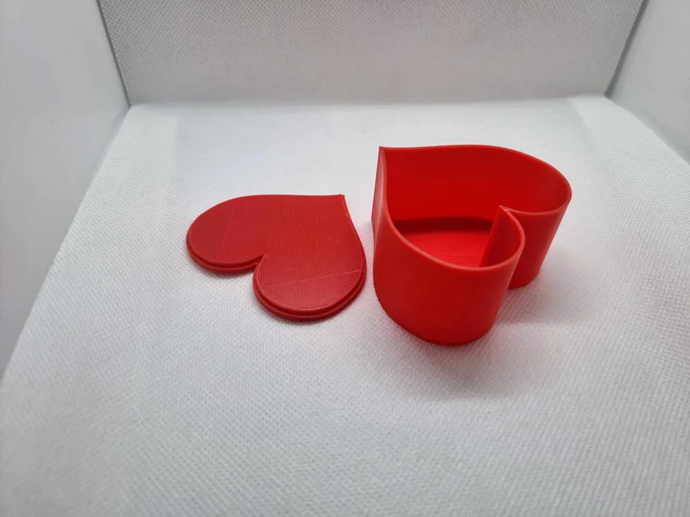 Valentine's Day Heart Box - Free 3D Print Model - MakerWorld