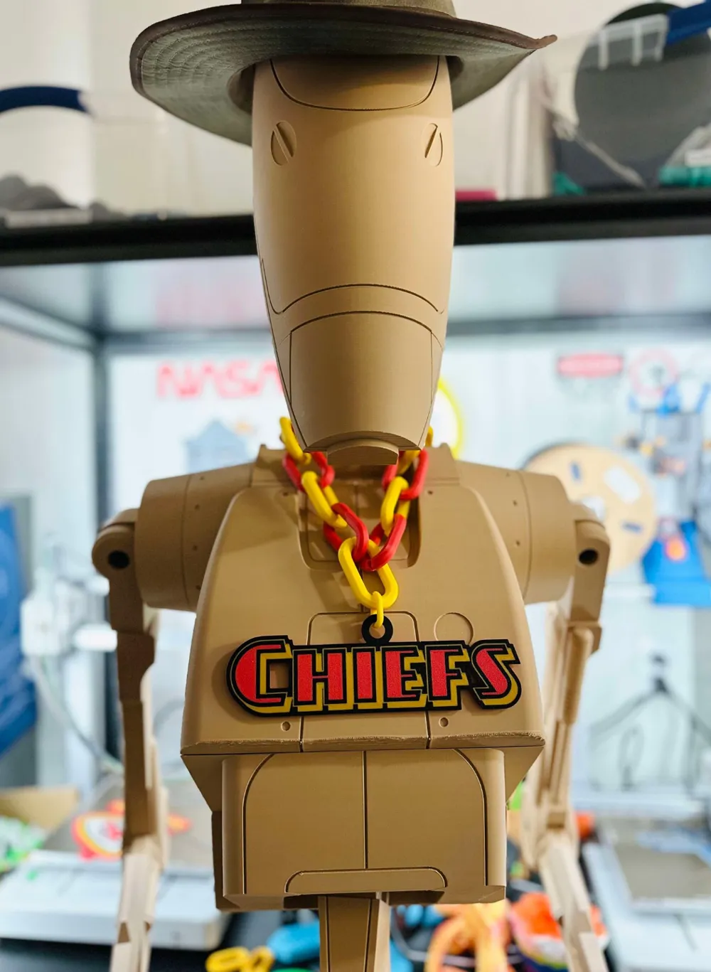 Chiefs Retro Logo Pendant by Williams Industries - MakerWorld