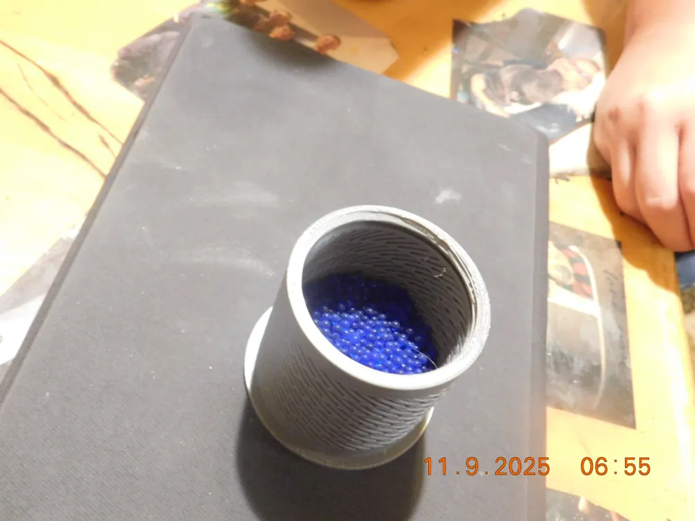 silica gel holder by Inventor_Dylan MakerWorld: Download Free 3D Models
