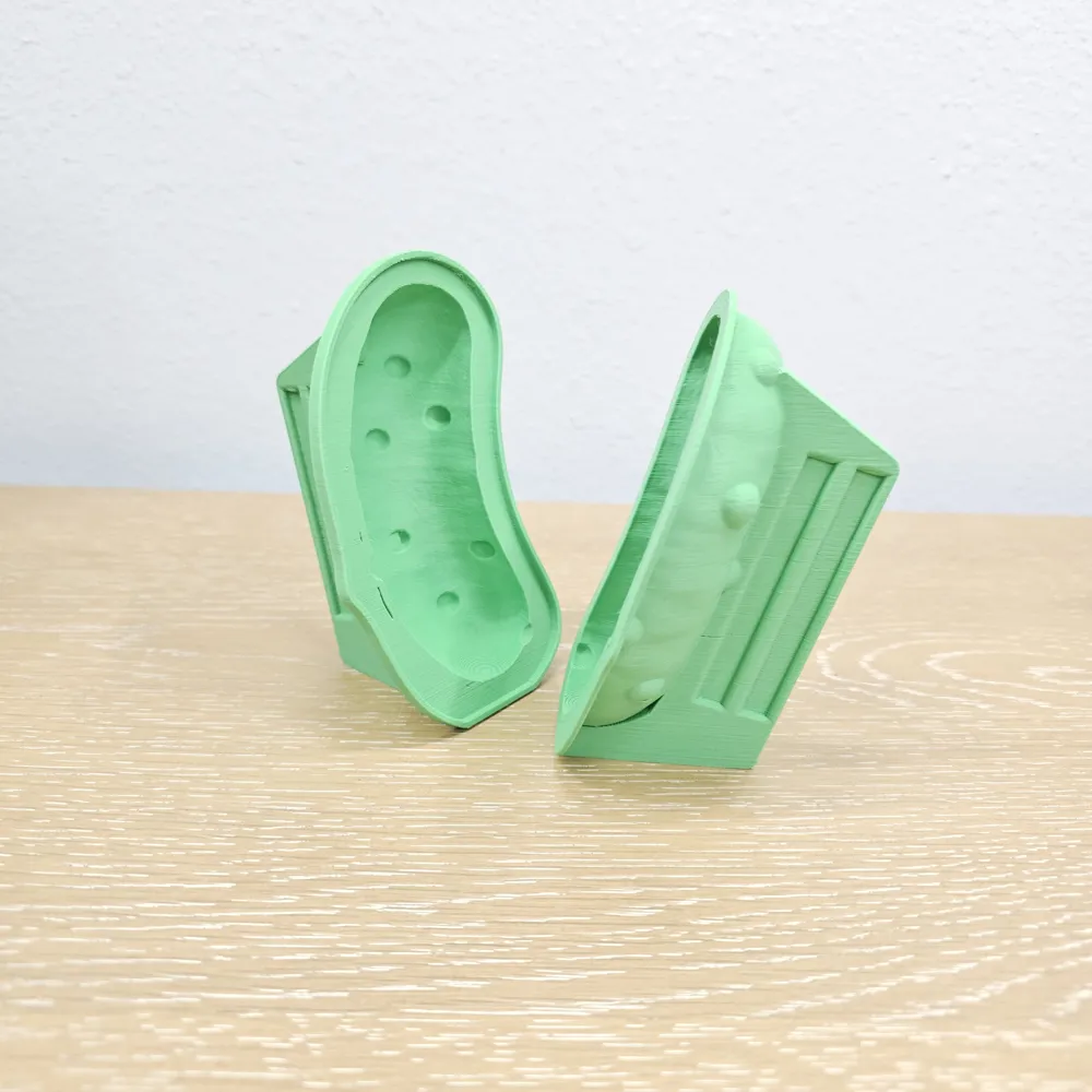 Pickle Snow Missiles - Snowball Mold - Free 3D Print Model - MakerWorld