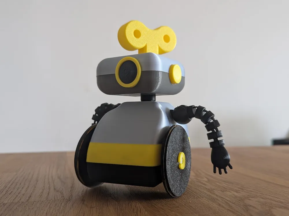 Wind-Up Articulated Wheelchair Robot by Ian Holing MakerWorld: Download ...