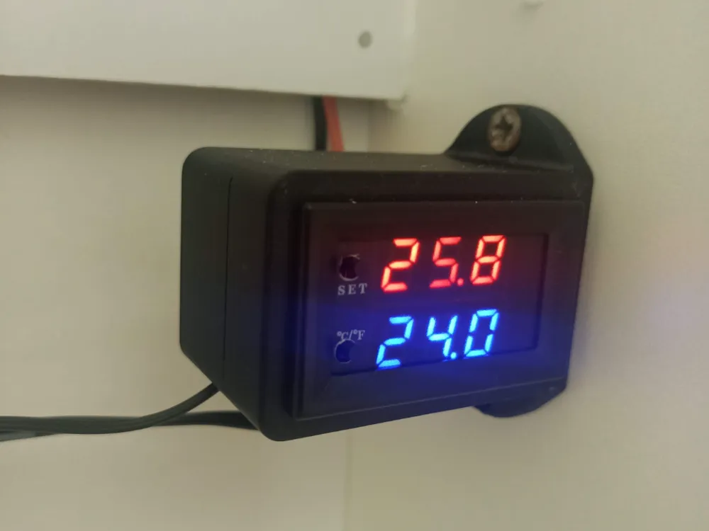 Temperature controller mount enclosure by RynoRC - MakerWorld