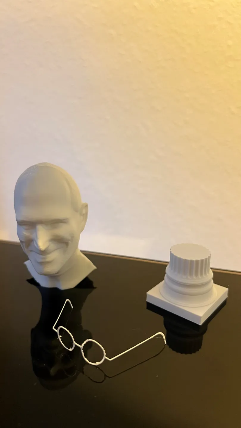 Steve Jobs bust incl. bust stand and glasses by William MakerWorld ...