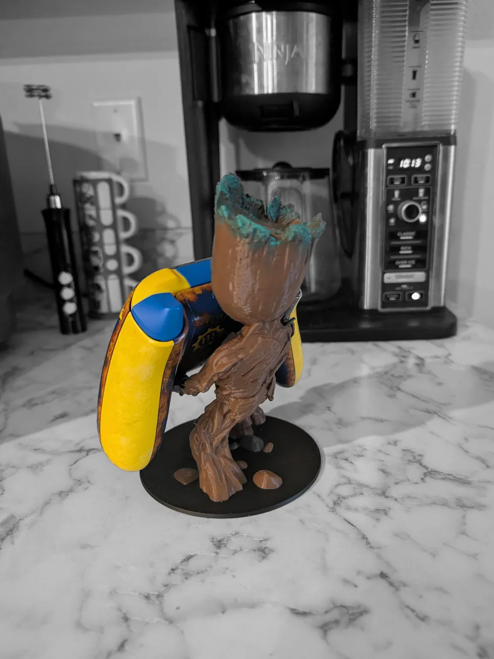 Baby Groot Controller Holder A1 Mini - Free 3D Print Model - MakerWorld