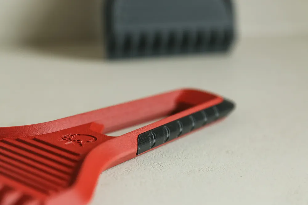 Ice Scraper - Design - Free 3D Print Model - MakerWorld