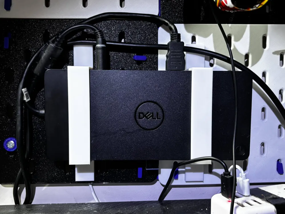 Dell Docking-Station WD19s Skadis Mount Remixed by Sawczi MakerWorld ...