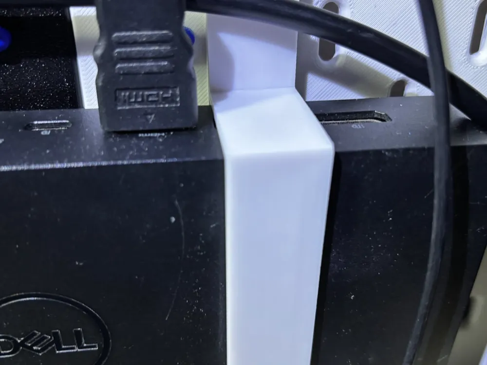 Dell Docking-Station WD19s Skadis Mount Remixed by Sawczi MakerWorld ...