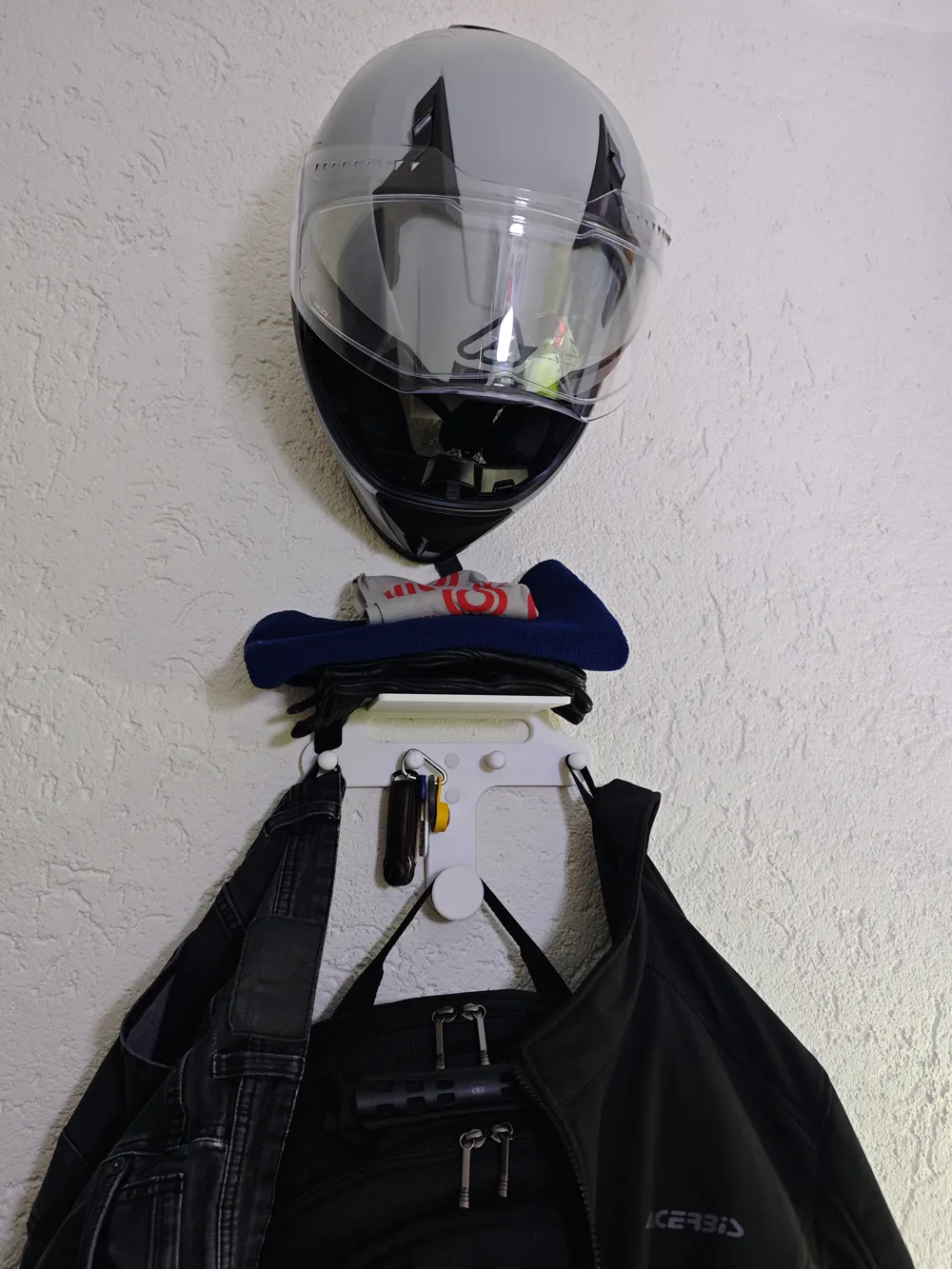 Wall hanger for backpack - Free 3D Print Model - MakerWorld