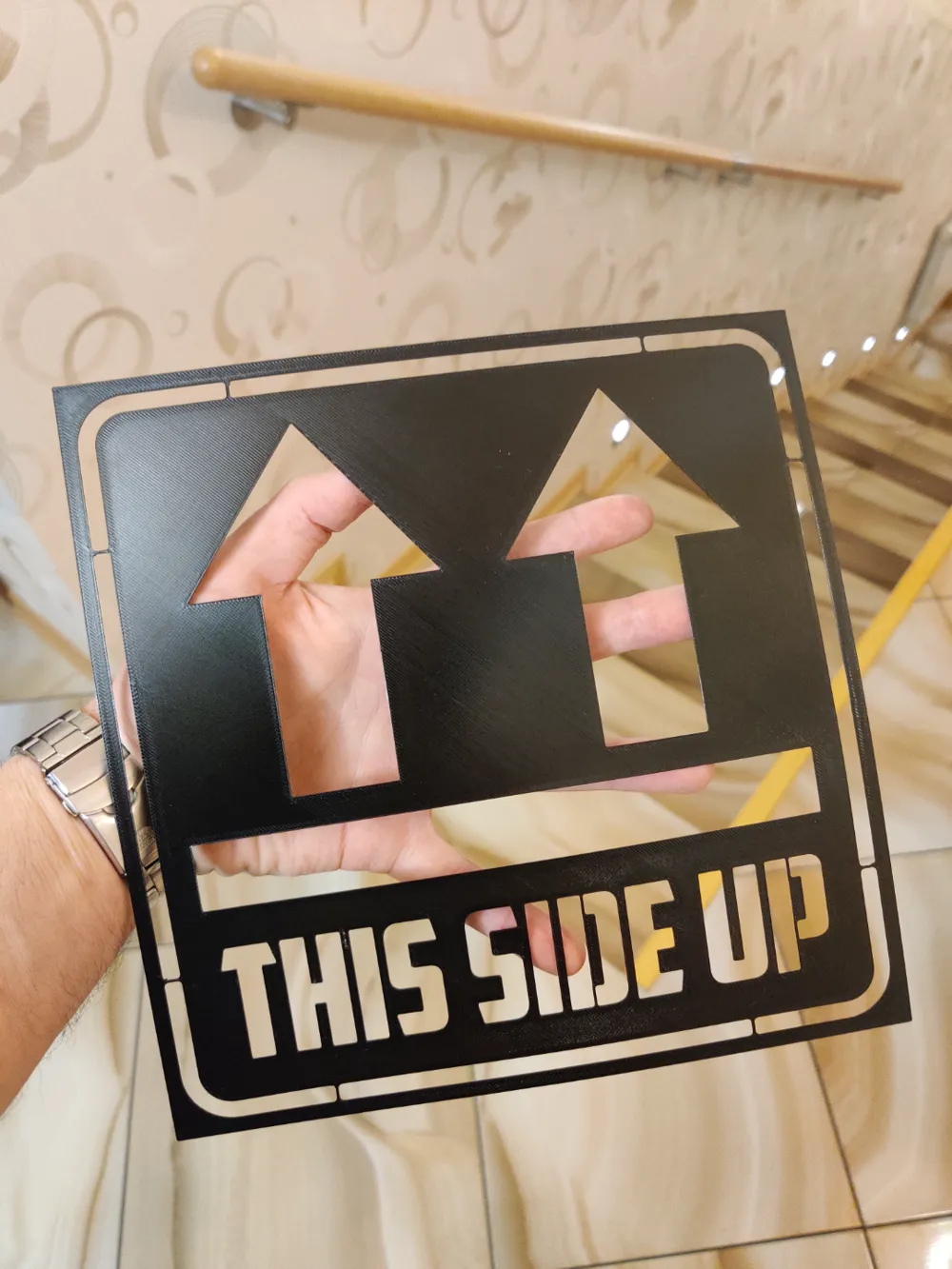 This side up - stencil for spray paint - Free 3D Print Model - MakerWorld