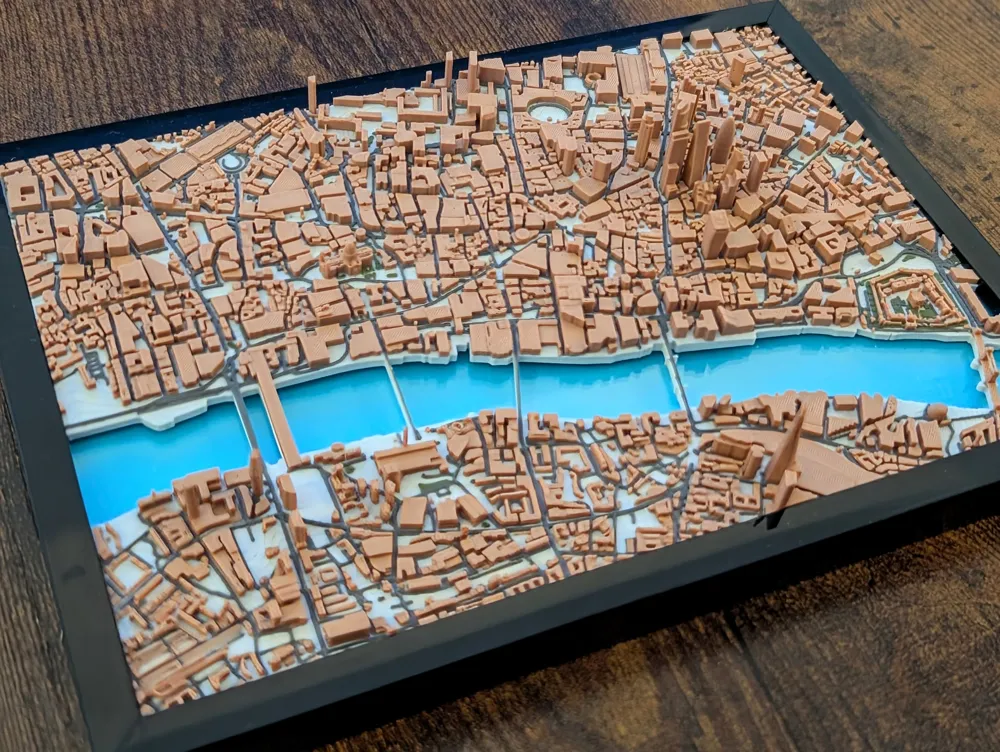 City of London 3D Miniature v2 - Free 3D Print Model - MakerWorld