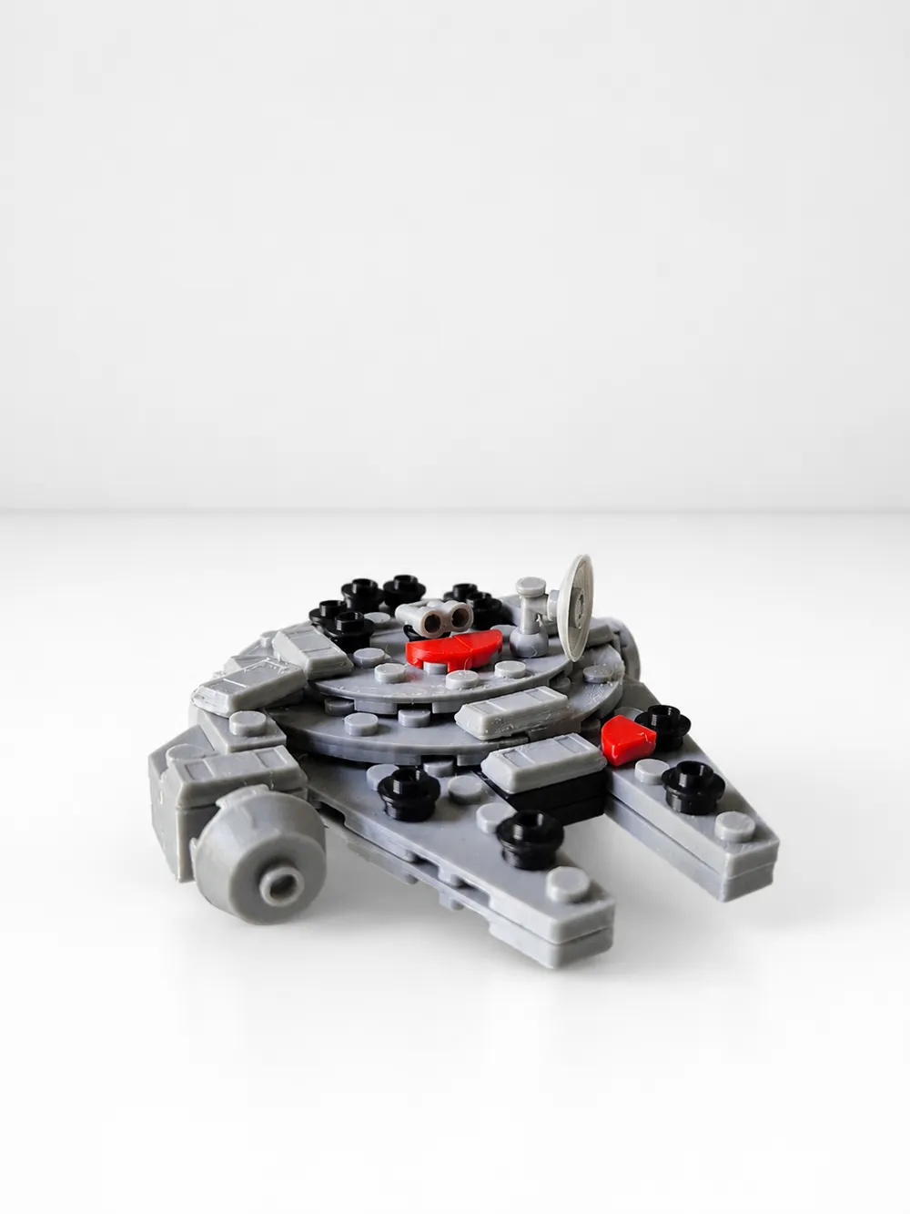 Millennium_Falcon - Free 3D Print Model - MakerWorld