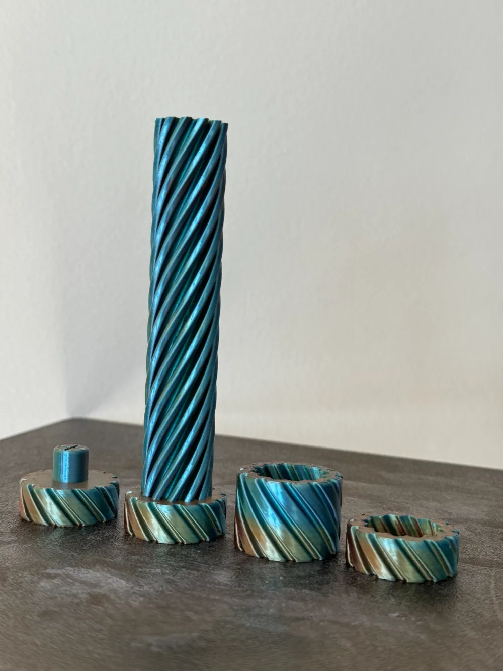 Spiral twist widget, single or double slides - Free 3D Print Model ...