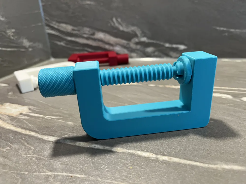 G-Clamp deeper strong BIG - Free 3D Print Model - MakerWorld