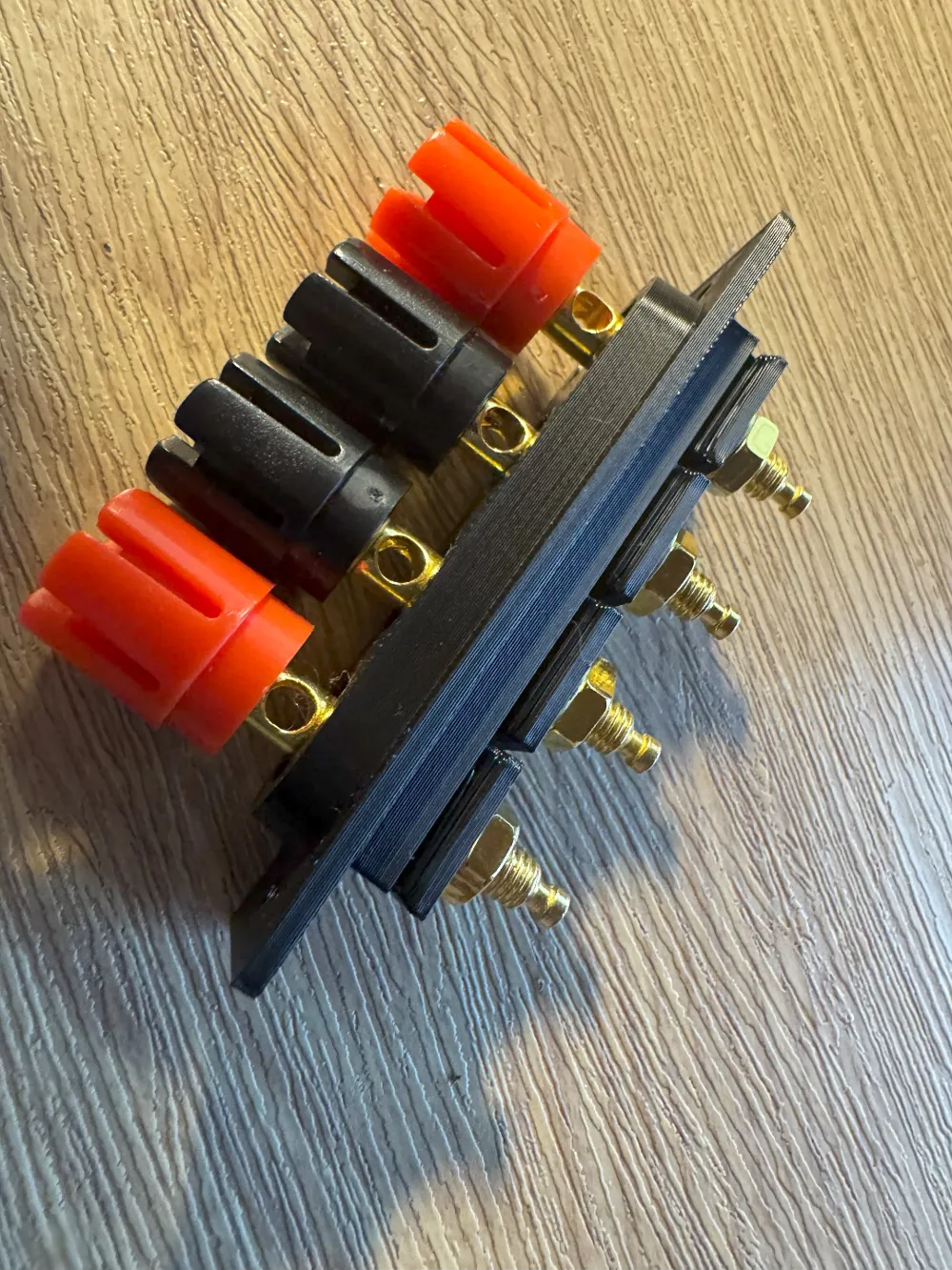 Harman Kardon 930, 330 and 630 Speaker Terminals by Alex - MakerWorld