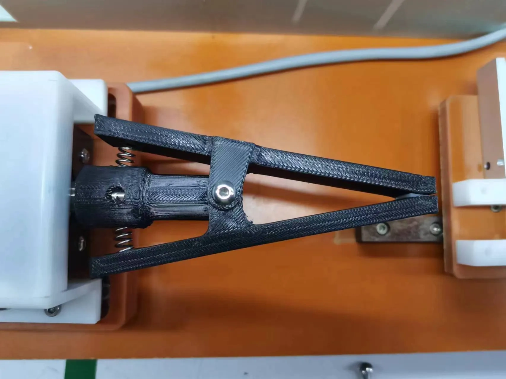 Cable Winder Clip by Jennifer - MakerWorld