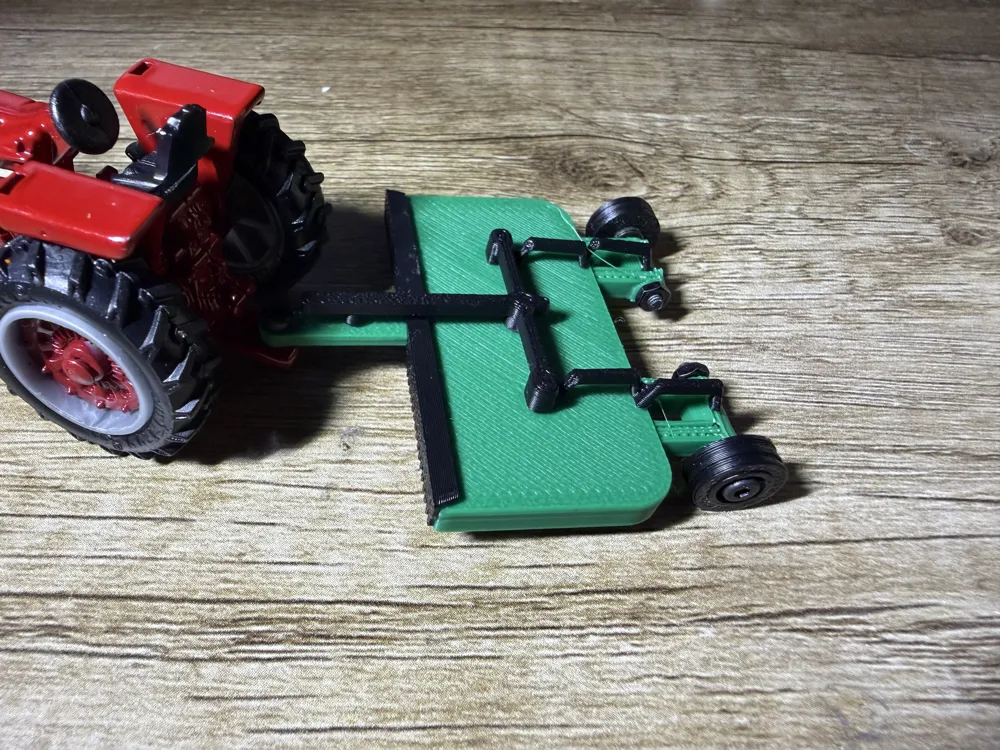 1/64 牵引式割灌机 - 免费 3D 打印模型 - MakerWorld