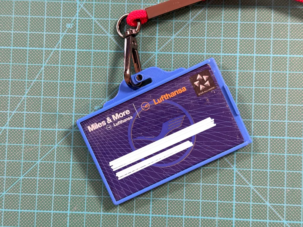 Badge holder with Yubikey (horizontal & vertical) by Fozi MakerWorld ...