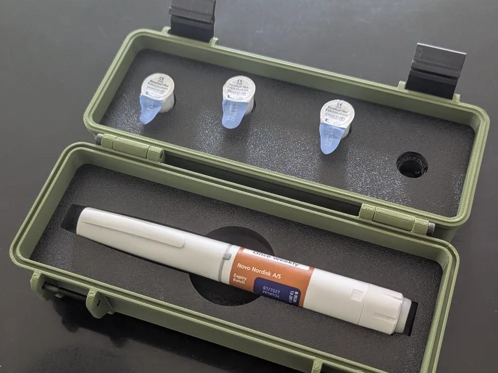 Epipen Rugged Storage Box Remixed by Batmanfan67 - MakerWorld