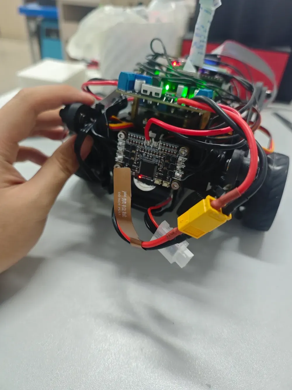 Smart Car Leg Wheel Battery Box by user_97812697 - MakerWorld