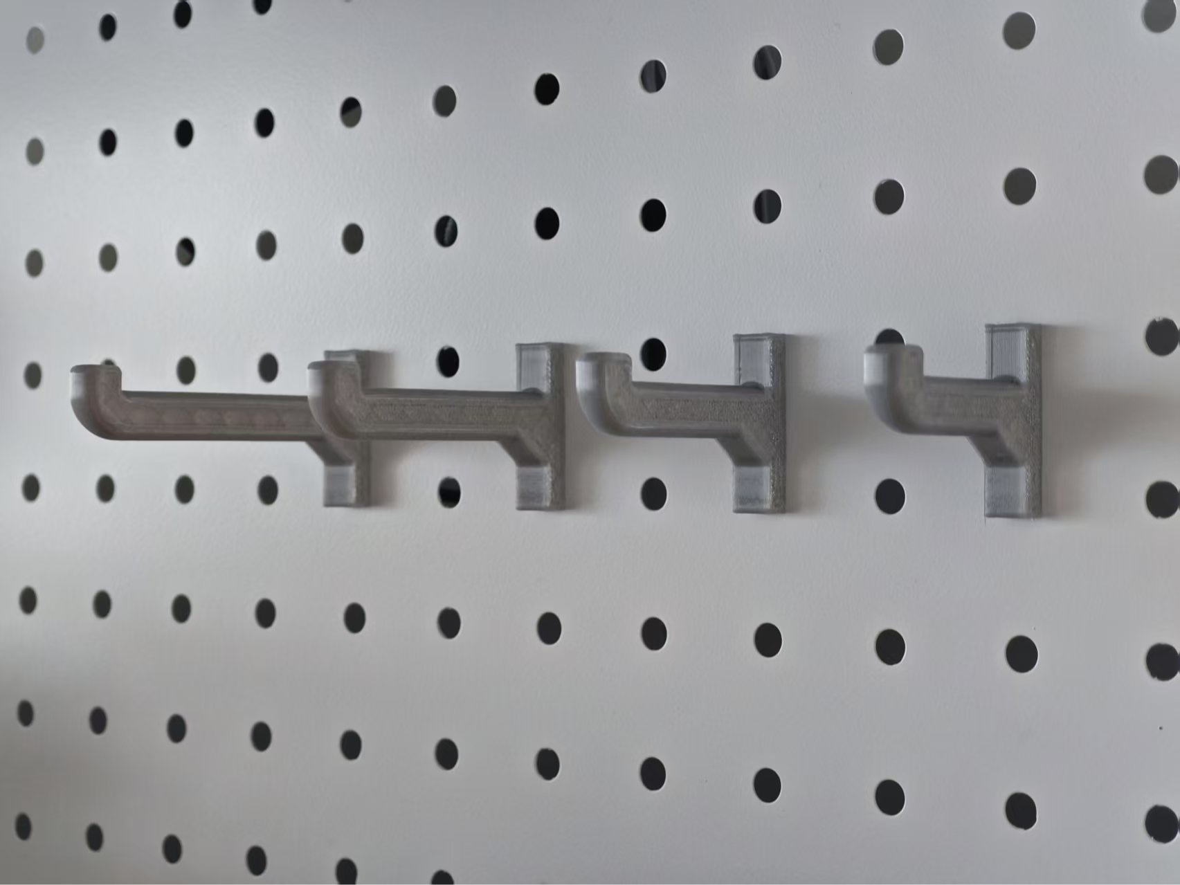 Pegboard hook adapter, 25mm hole spacing, 6mm hole diameter by user_2510959980 MakerWorld ...