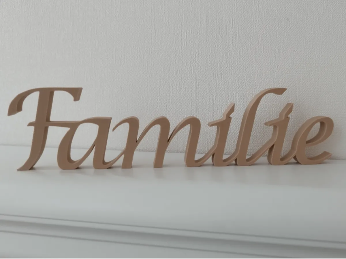 Family Standee - Free 3D Print Model - MakerWorld