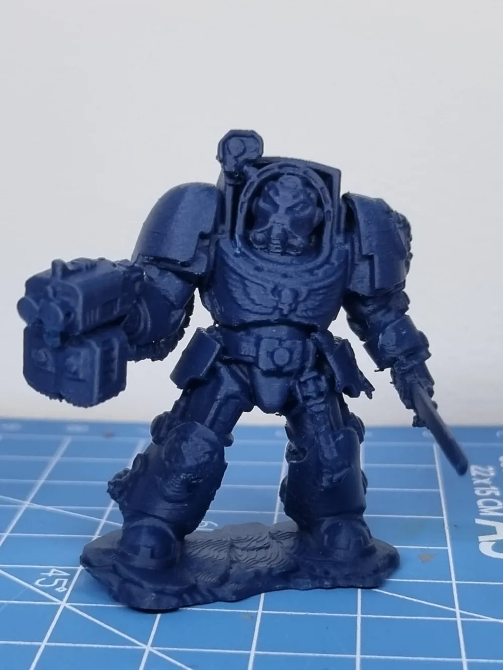 40K Warhammer Terminator Space Marine Sword & Gun by Petur Printur ...