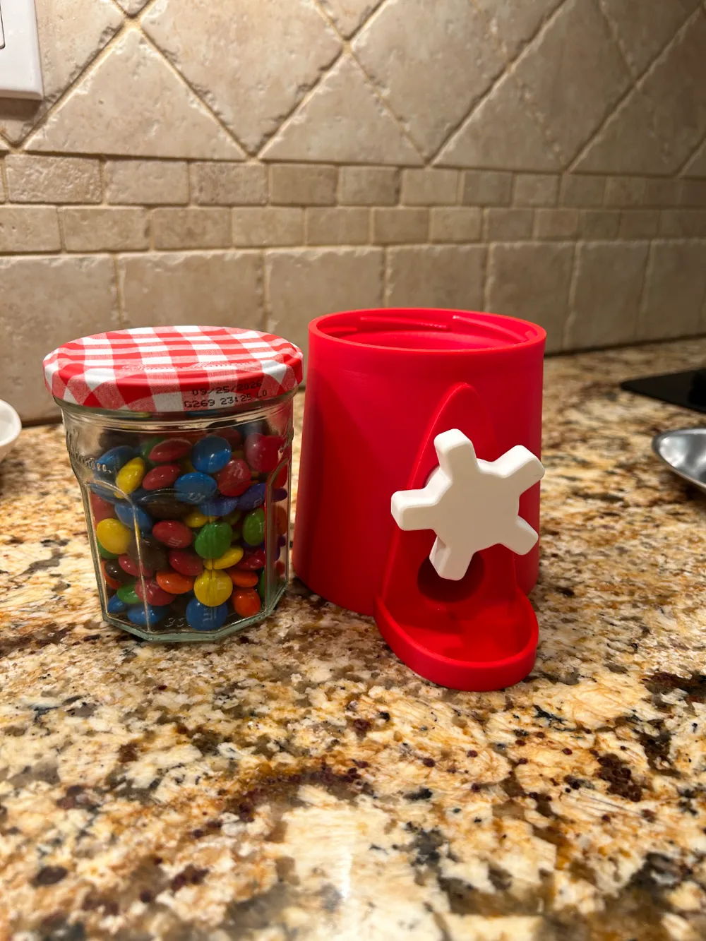 Configurable Candy Dispenser for a Bonne Maman Jar by item4me ...
