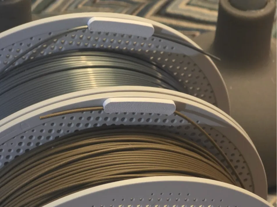 Bambu spool filament clip, click in place by EvenAlmenning MakerWorld ...