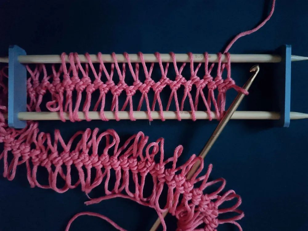 Hairpin lace loom generator - Free 3D Print Model - MakerWorld
