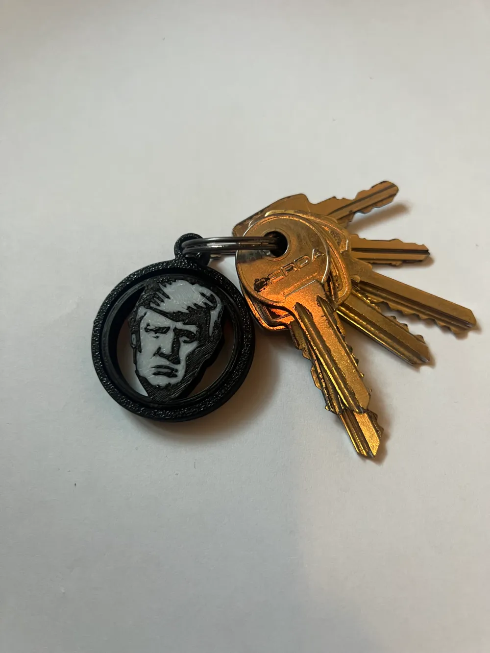 Donald Trump gyro keychain by kobosiek - MakerWorld