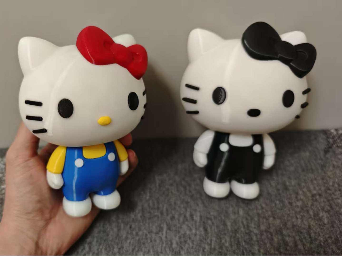Hello Kitty分件打印 15CM高 无需ams 来自 user_1053565899MakerWorld：免费下载 3D 模型