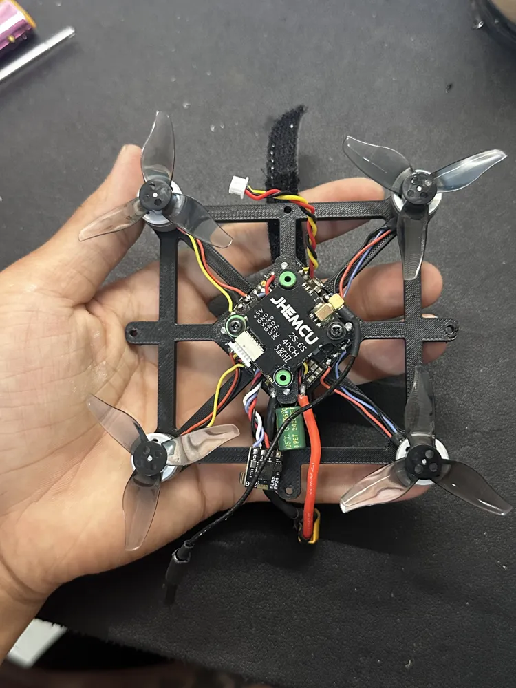 Super fun to fly! 2-inch FPV cinewhoop by BobJun MakerWorld: Download ...