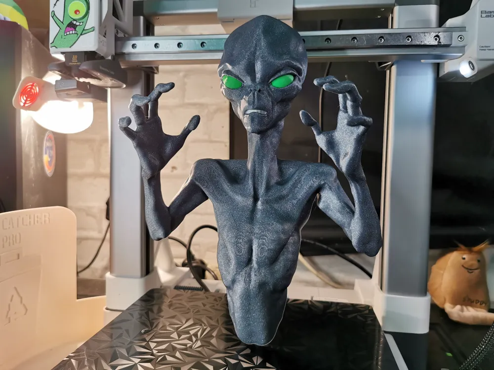 3D Alien Wall Art by Zurlingo-3D - MakerWorld