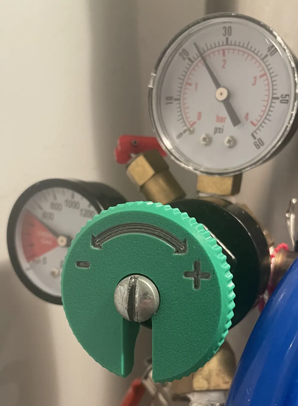 CO2 Regulator Bonnet Slide On Knob Remixed by cmd204 - MakerWorld