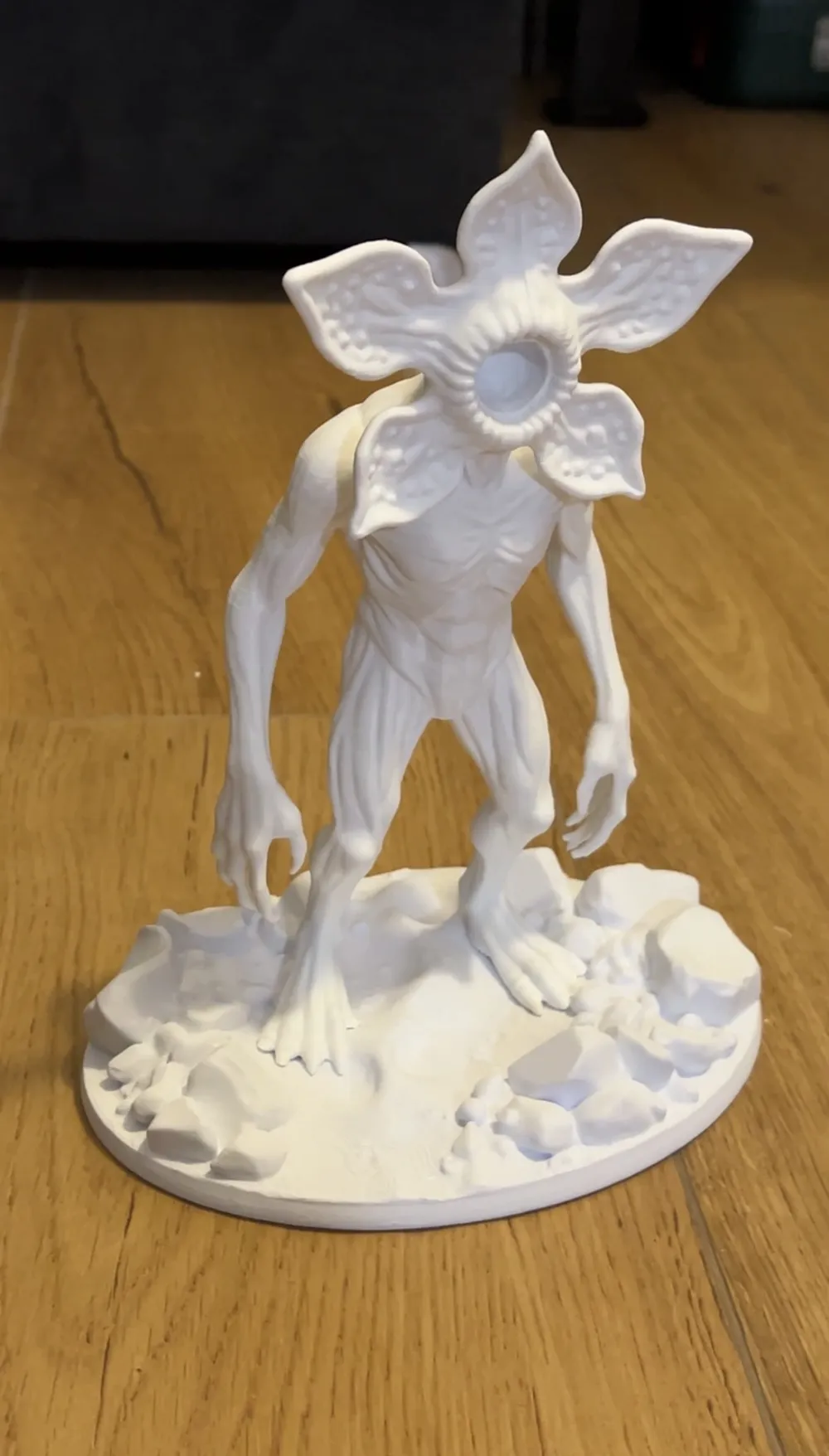 Demogorgon on Rocky Base From Stranger Things - Free 3D Print Model ...