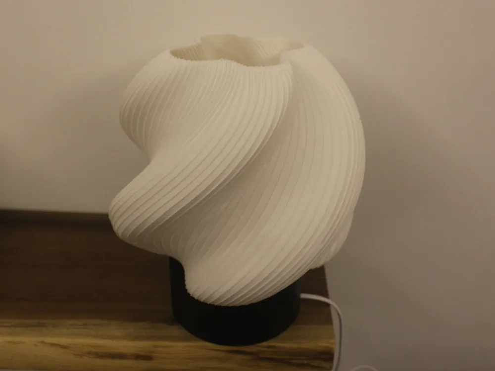 Kang-Jin Lamp 双层 LED 台灯 MH001 - 免费 3D 打印模型 - MakerWorld