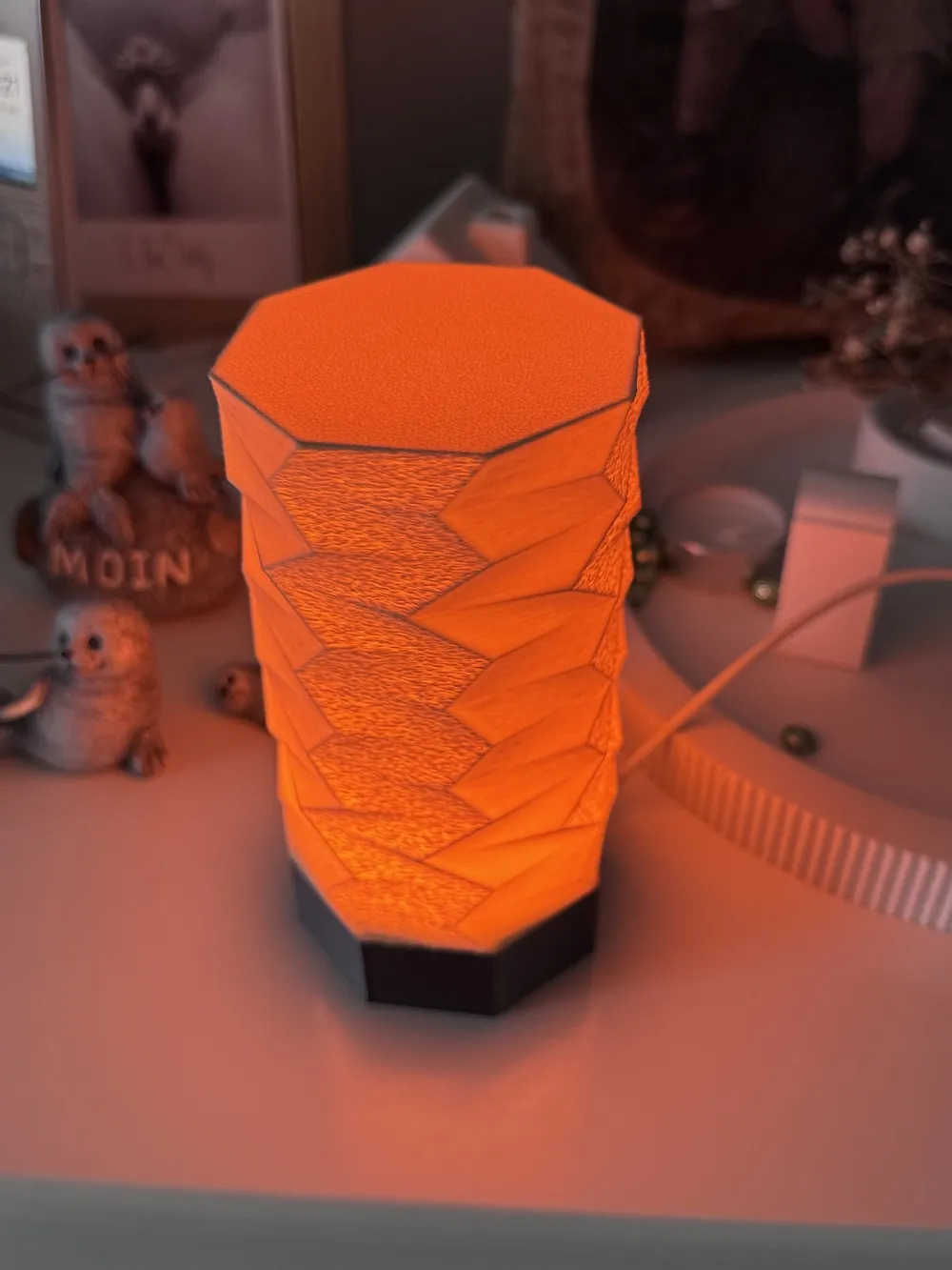 Honeycomb Lamp – with Bambu Lab Light Kit 001 by mieser_schakal ...