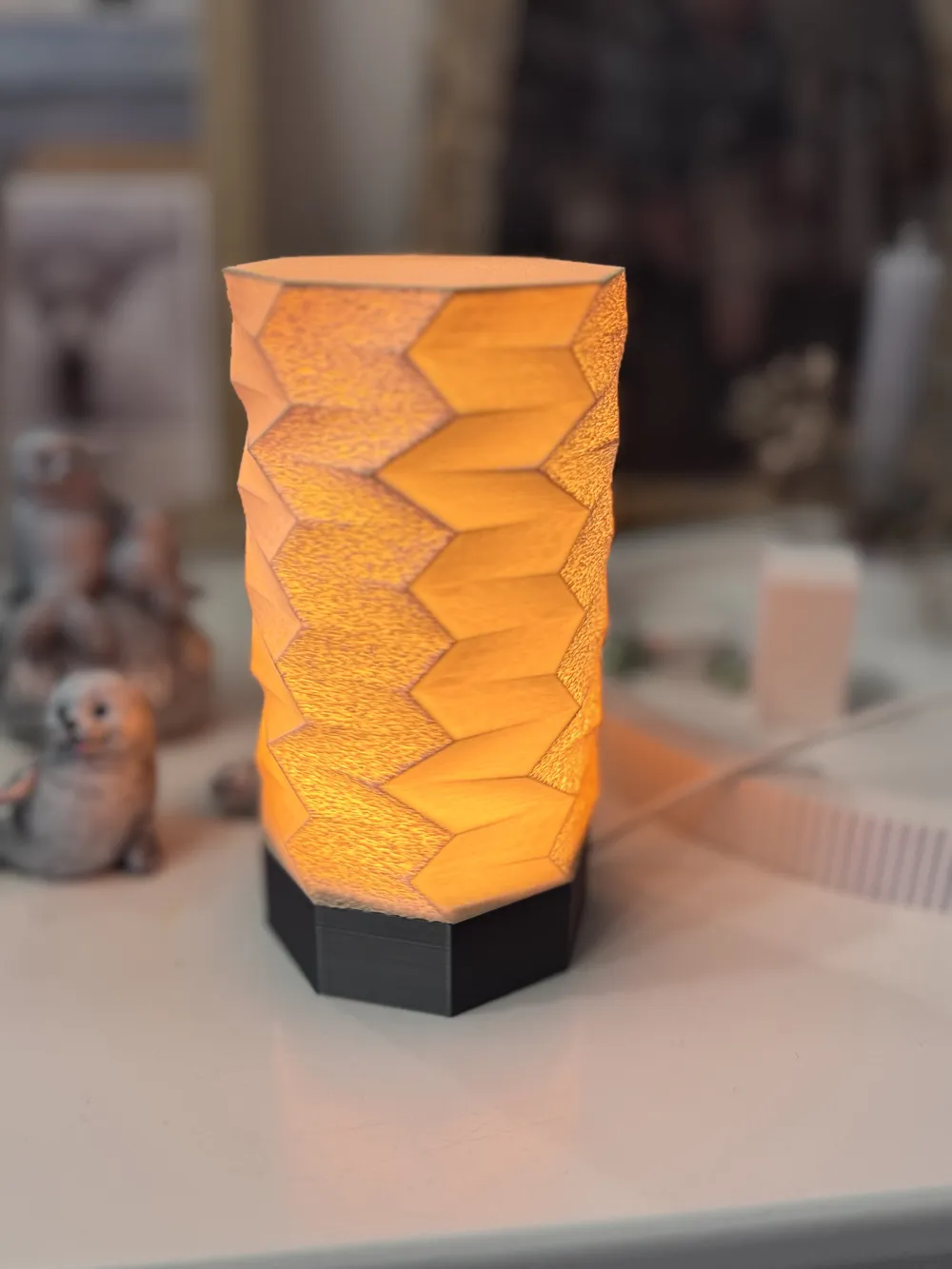 Honeycomb Lamp – with Bambu Lab Light Kit 001 by mieser_schakal ...
