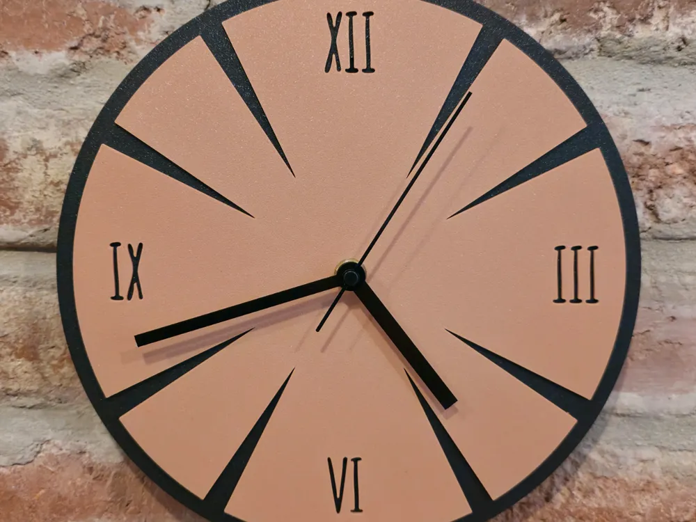 Minimalist Wall Clock / Rome - Free 3D Print Model - MakerWorld