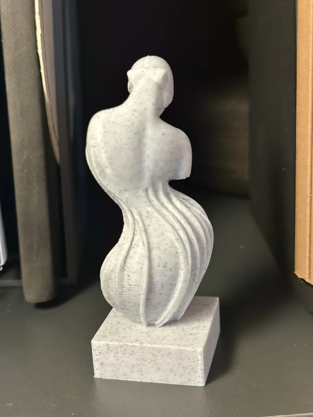 Fluid Grace - Abstract Statue by tux3105 - MakerWorld