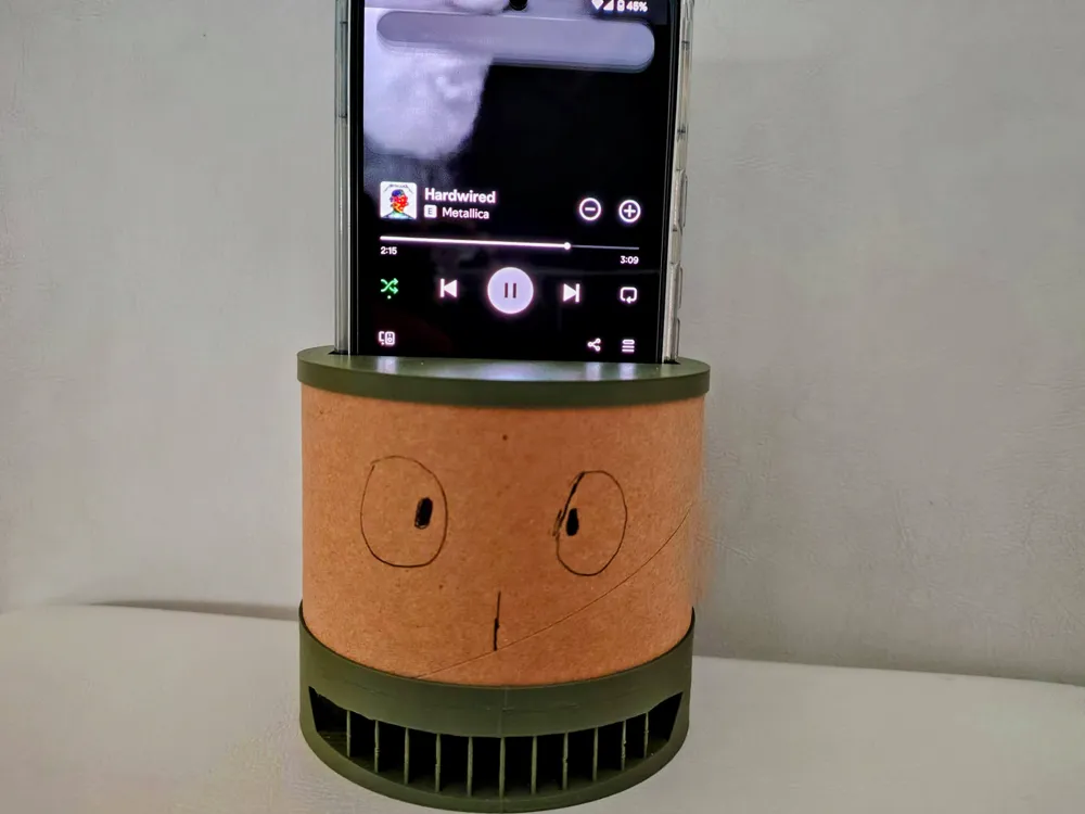 Recyled Phone Amplifier by Rattlhead - MakerWorld