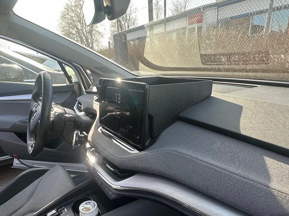 Dashboard Storage Box - Custom Fit for Skoda Enyaq by BLT - MakerWorld