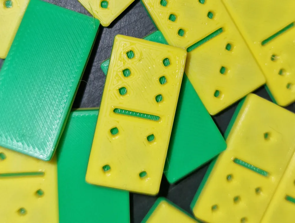 Custom Dominoes with box. From travel to full size by QuiqueCrimson ...