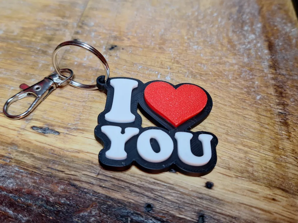 ‘I Love You’ keychain with raised lettering - Free 3D Print Model ...