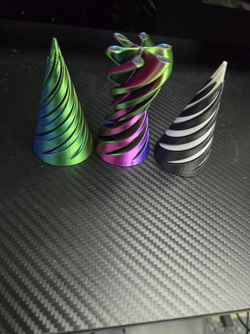 Spiral fidget cone by Zabois29 MakerWorld: Download Free 3D Models