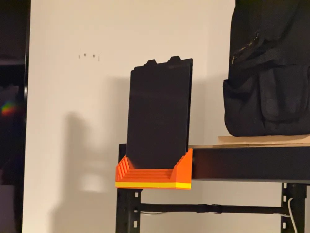 5-Plate Vertical Magnetic Mount Bambu Plate Holder Remixed by Eric ...
