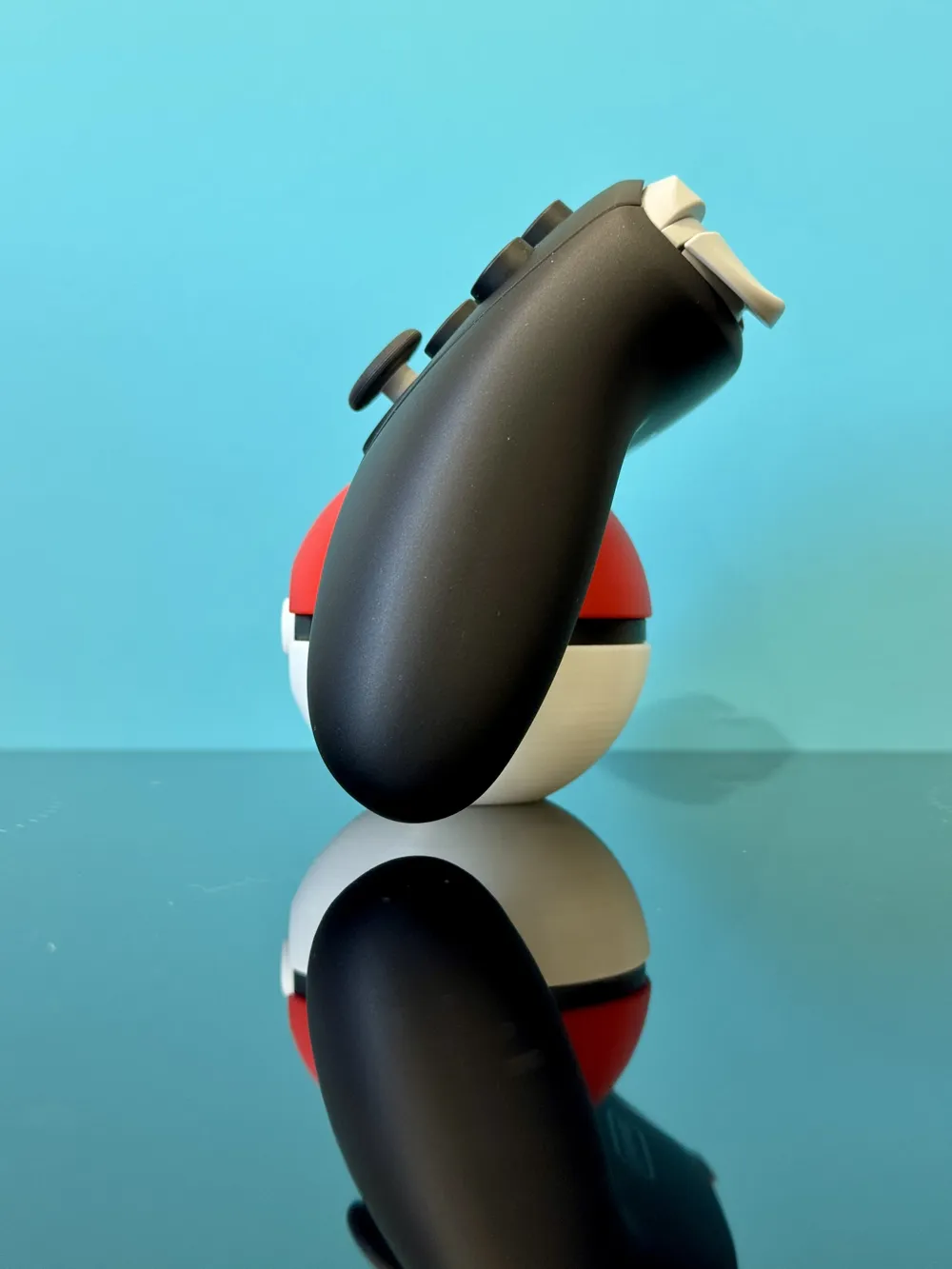 Nintendo Switch 2 Poke Ball Pro Controller stand - Free 3D Print Model ...