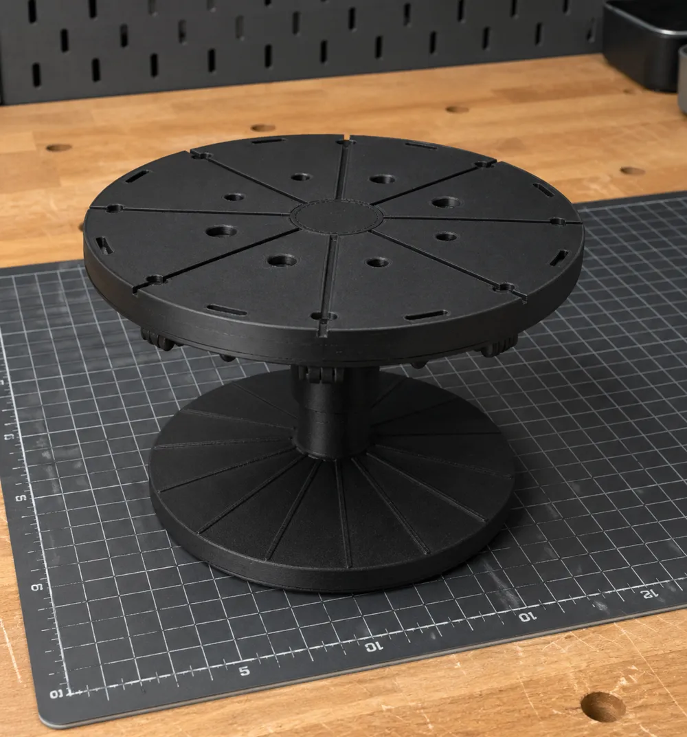 Rotating Painting Stand with Bearing - Free 3D Print Model - MakerWorld