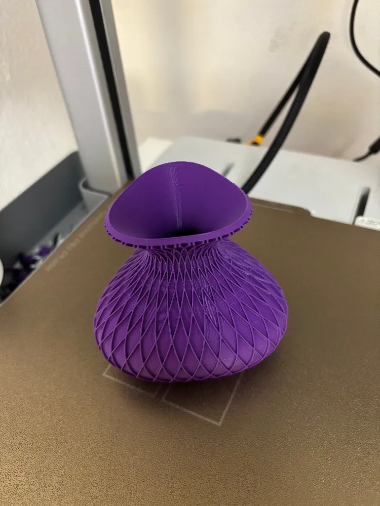 Pot-bellied Vase by Utir MakerWorld: Download Free 3D Models